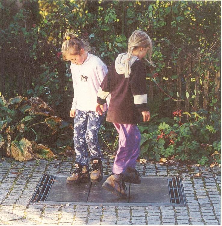 goric Dance_Chimes | Accessible Playgrounds