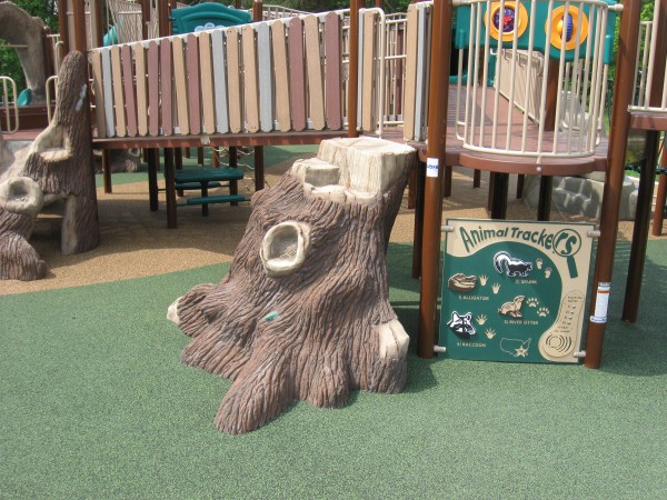 Animal Tracker panel and pickets (2) | Accessible Playgrounds